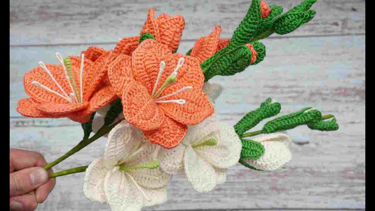 Aprende a Tejer Bello Ramo de Gladiolos a Crochet - Aprende a Tejer